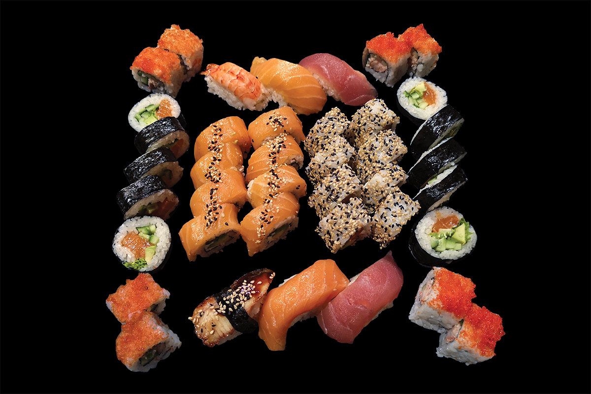 Sushi Sets – Ikura – Sushi & Lounge