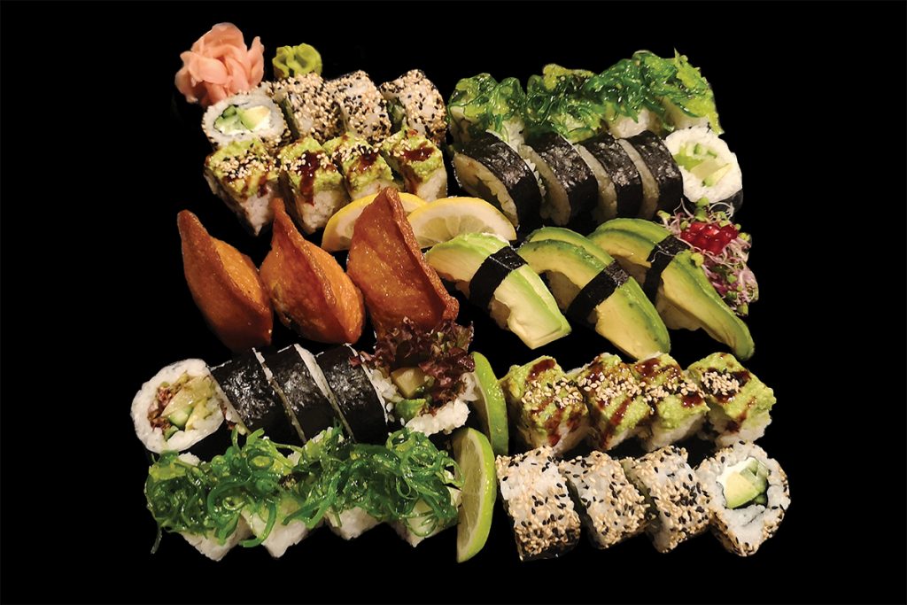Sushi Sets – Ikura – Sushi & Lounge